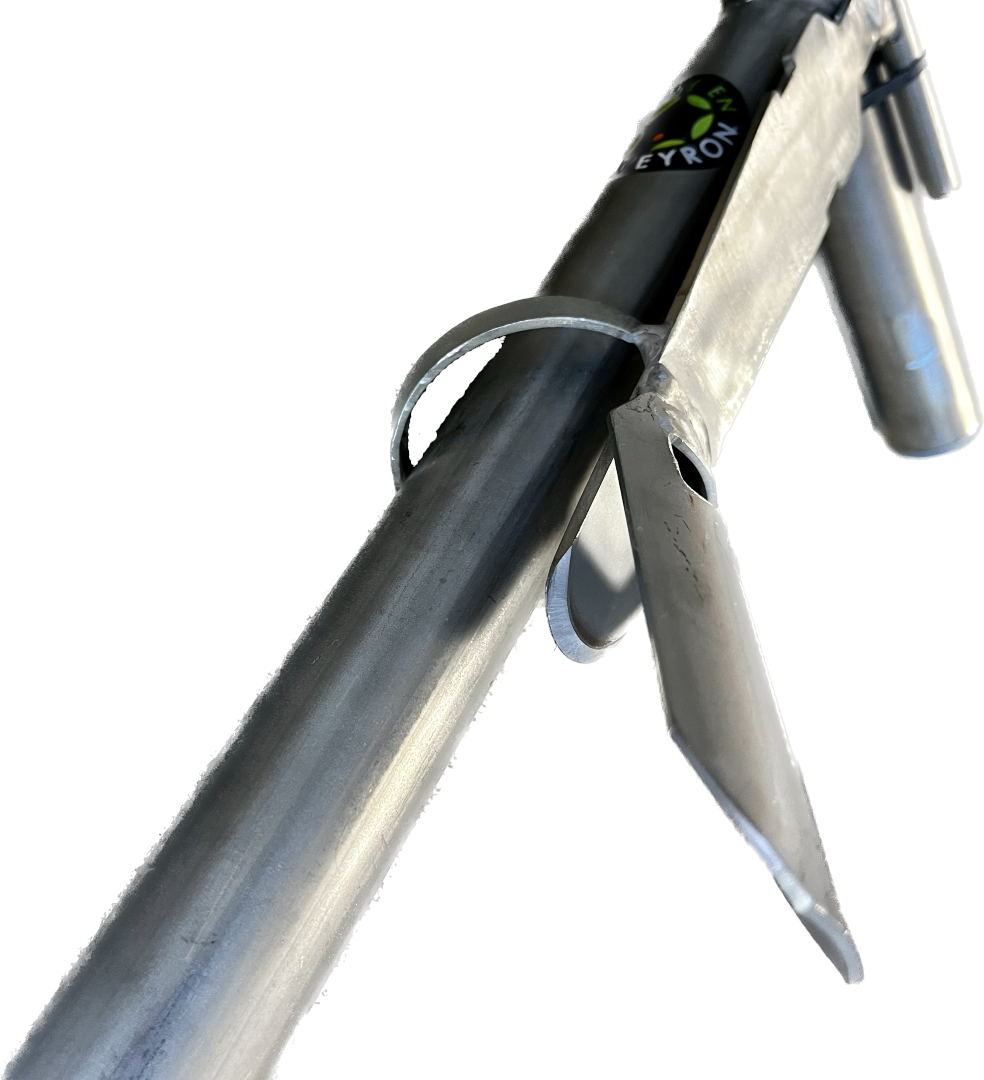 Stainless Steel Soil Auger - Sturdy and Handcrafted Tool