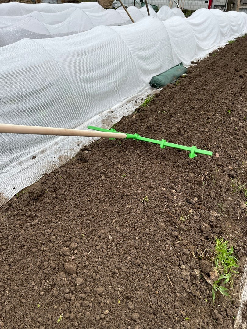 Silloneur manuel - Tracez des sillons pour semis efficaces