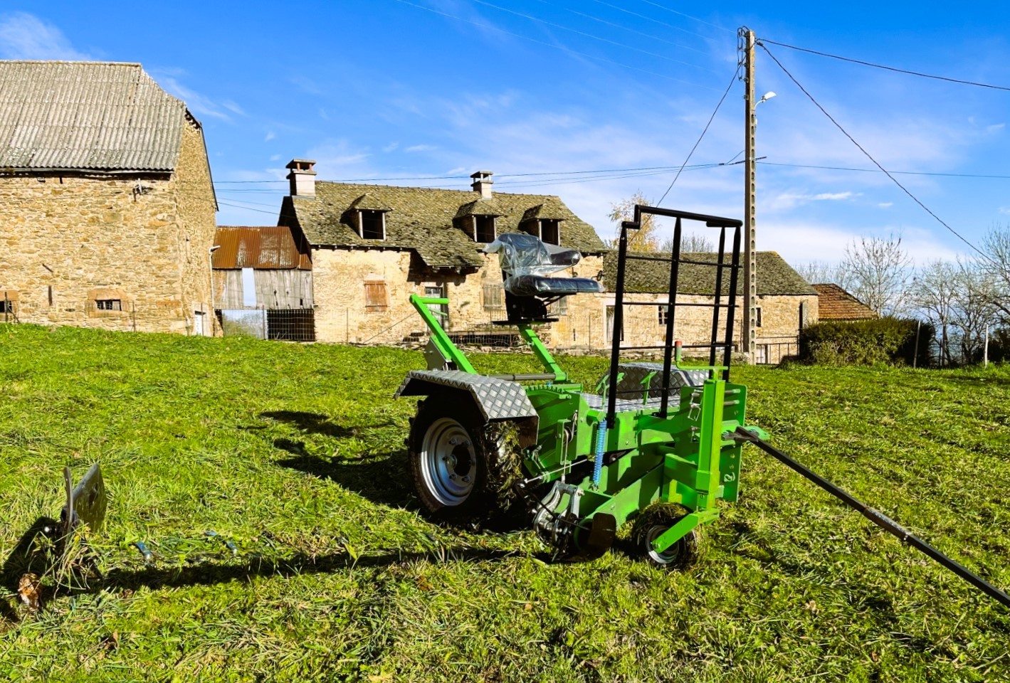 Animal-drawn mower front-end - Custom-made